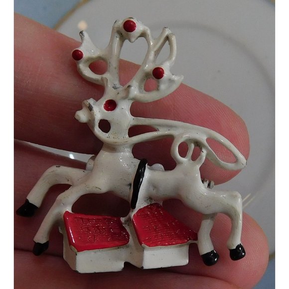 Jewelry | Vintage Red And White Reindeer Brooch | Poshmark